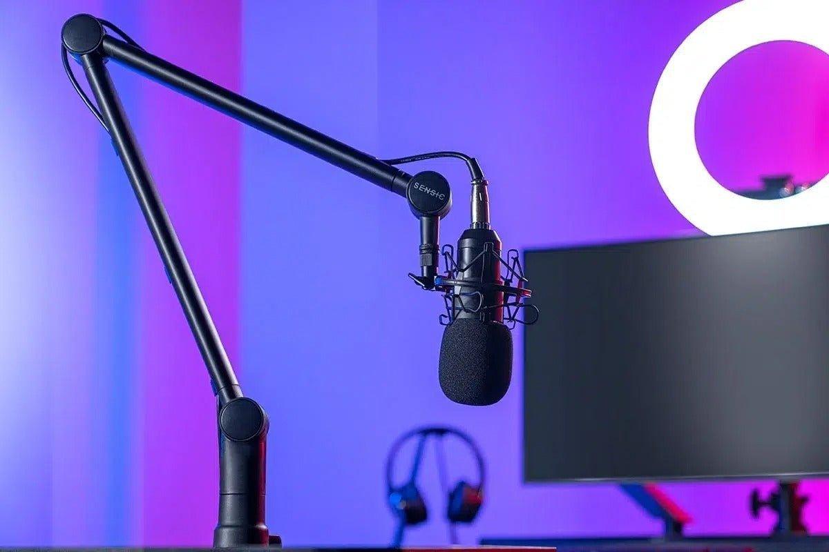 Mic Boom Arms: 7 Unbeatable Reasons You Need One for Killer Audio – Wantek