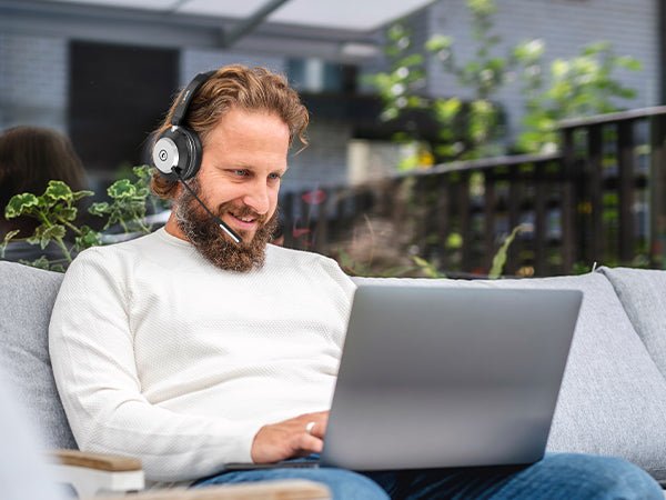 Why Wireless Headsets Are the Future of Office Communication – Wantek